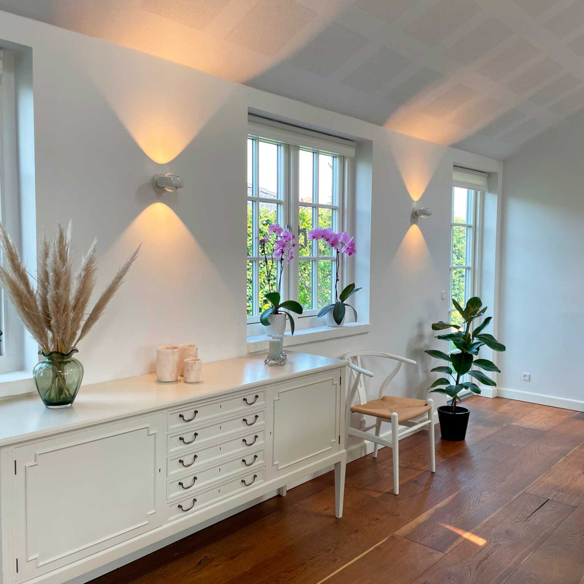 Wall Lights by LOOM Design | Wall Lighting in Elegant Designs